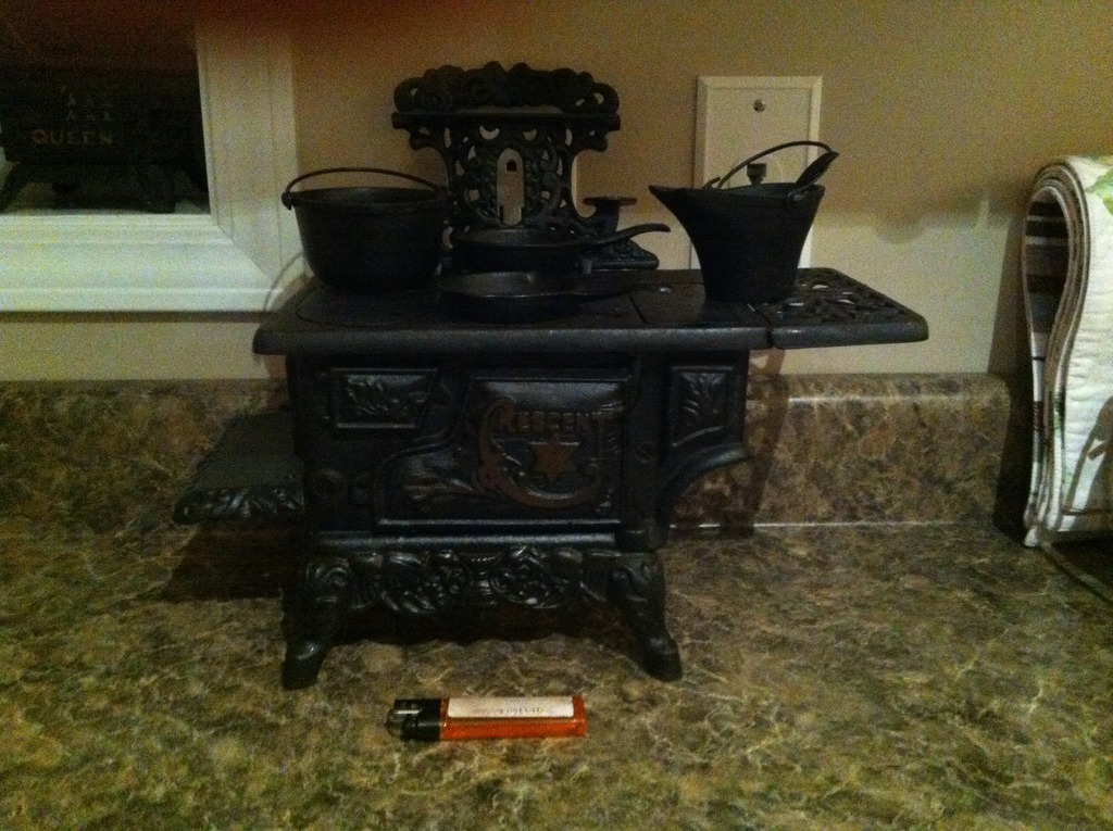 What is this, cast iron for ants? : r/castiron
